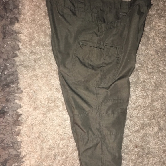 unknown | Pants | Army Green Mens Pants | Poshmark